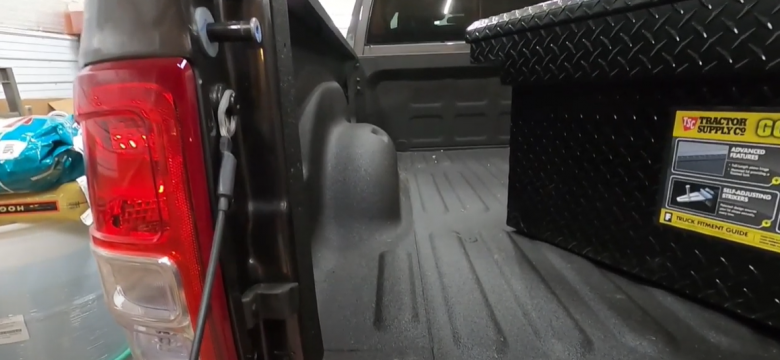 What Size Tool Box Fits a Ford F150? - Toolboxwiki